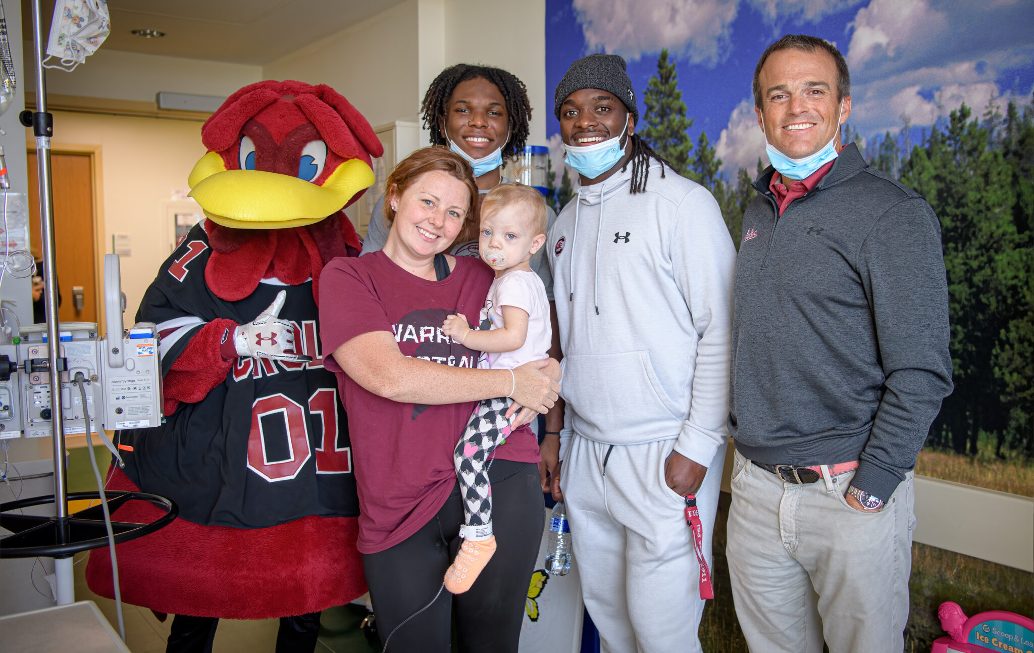 Usc Football Coach Players And Cocky Bring Smiles To Prisma Health